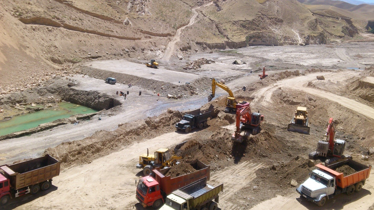 Строительство ирригационной плотины Альмар | ЗАО"ТАДЭС"